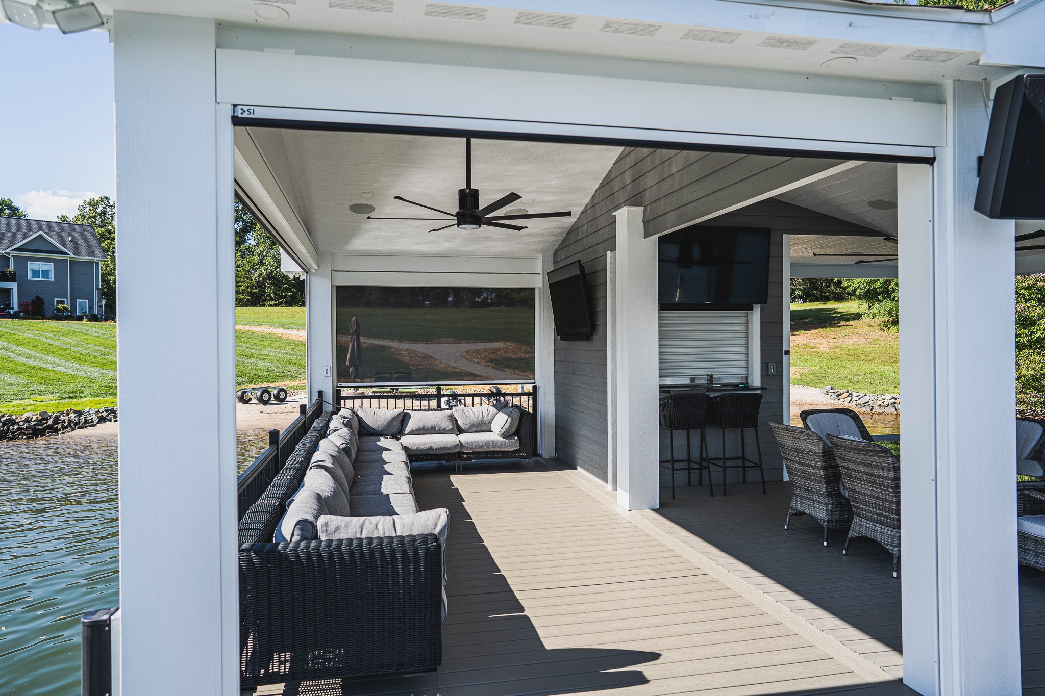 OUTDOOR ENTERTAINMENT – Audiotronics Virginia